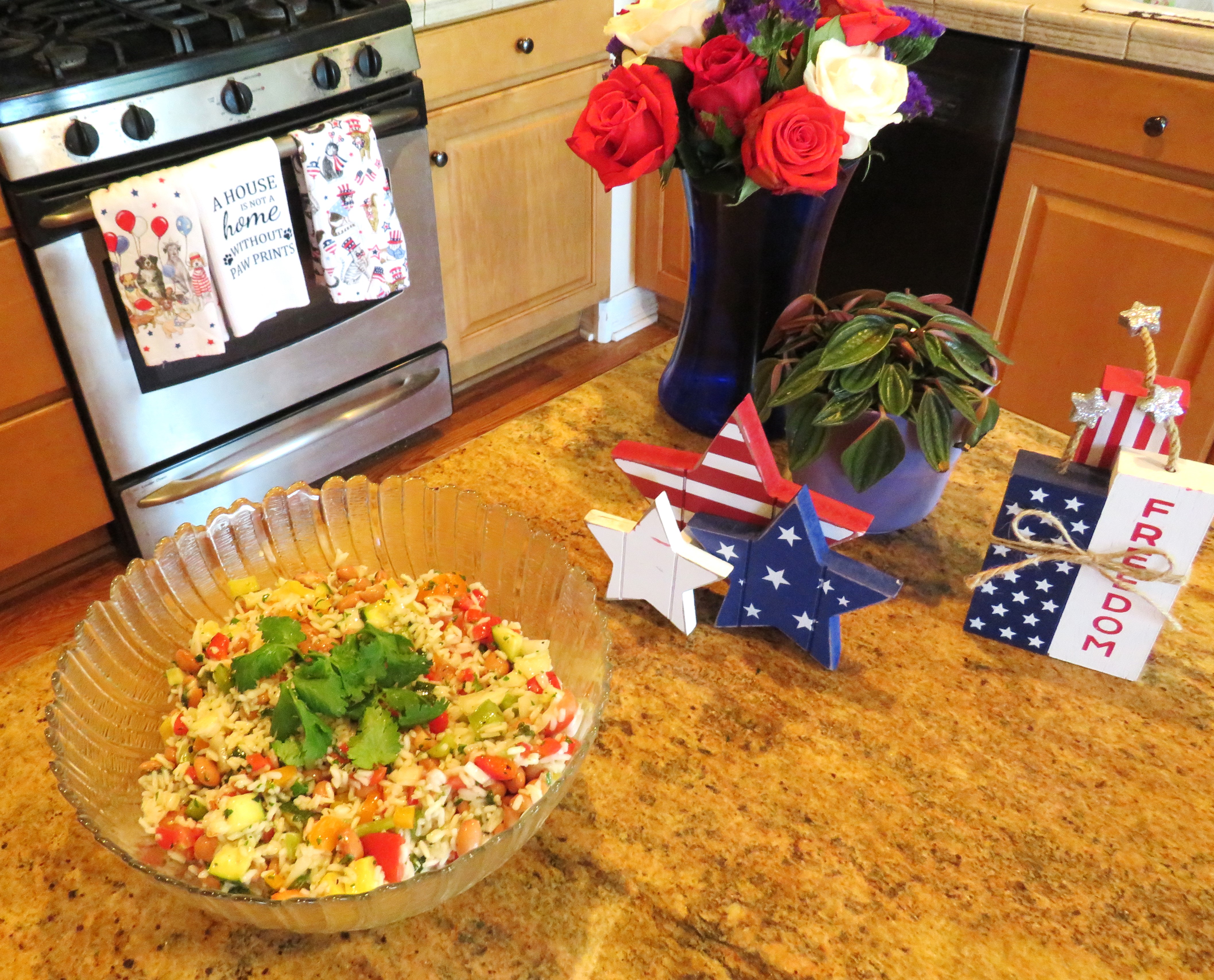 Summer Confetti Rice & Bean Salad – A Jeanne in the Kitchen